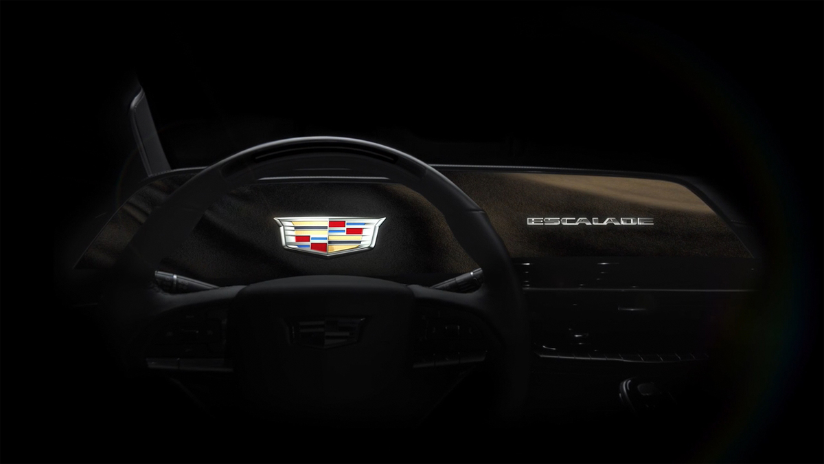 2021 Cadillac Escalade to Sport Massive 38-Inch Curved OLED Display