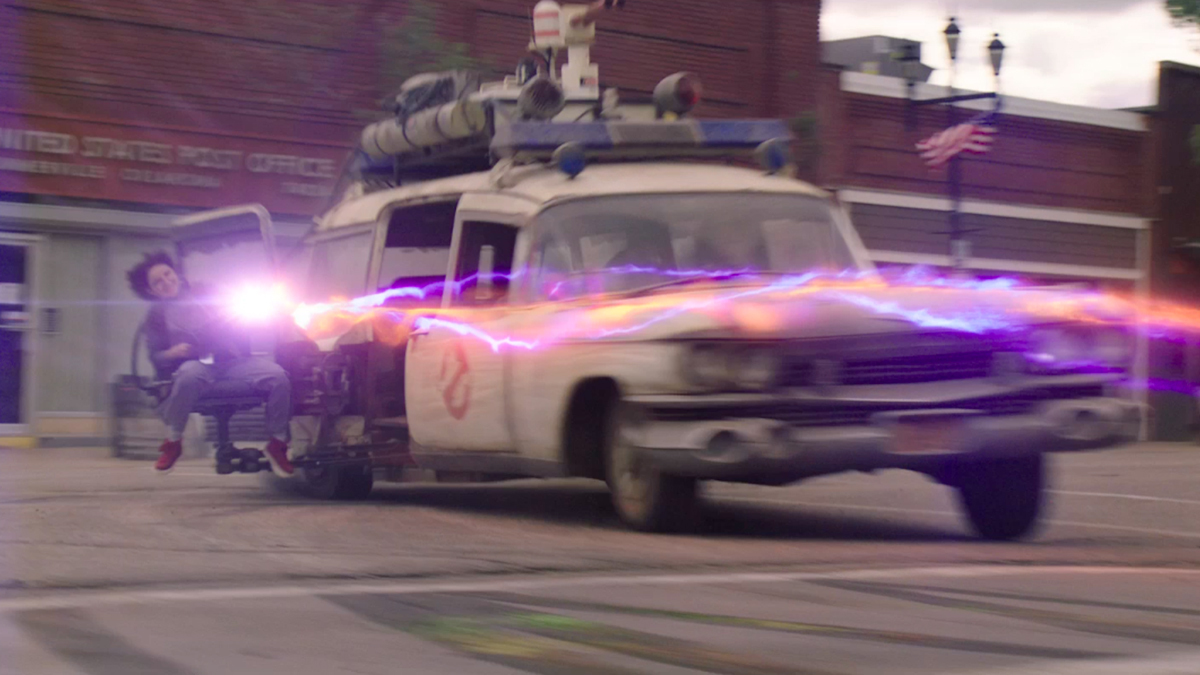 Egon’s Grandkids Take Ecto-1 for a Spin in First “Ghostbusters ...