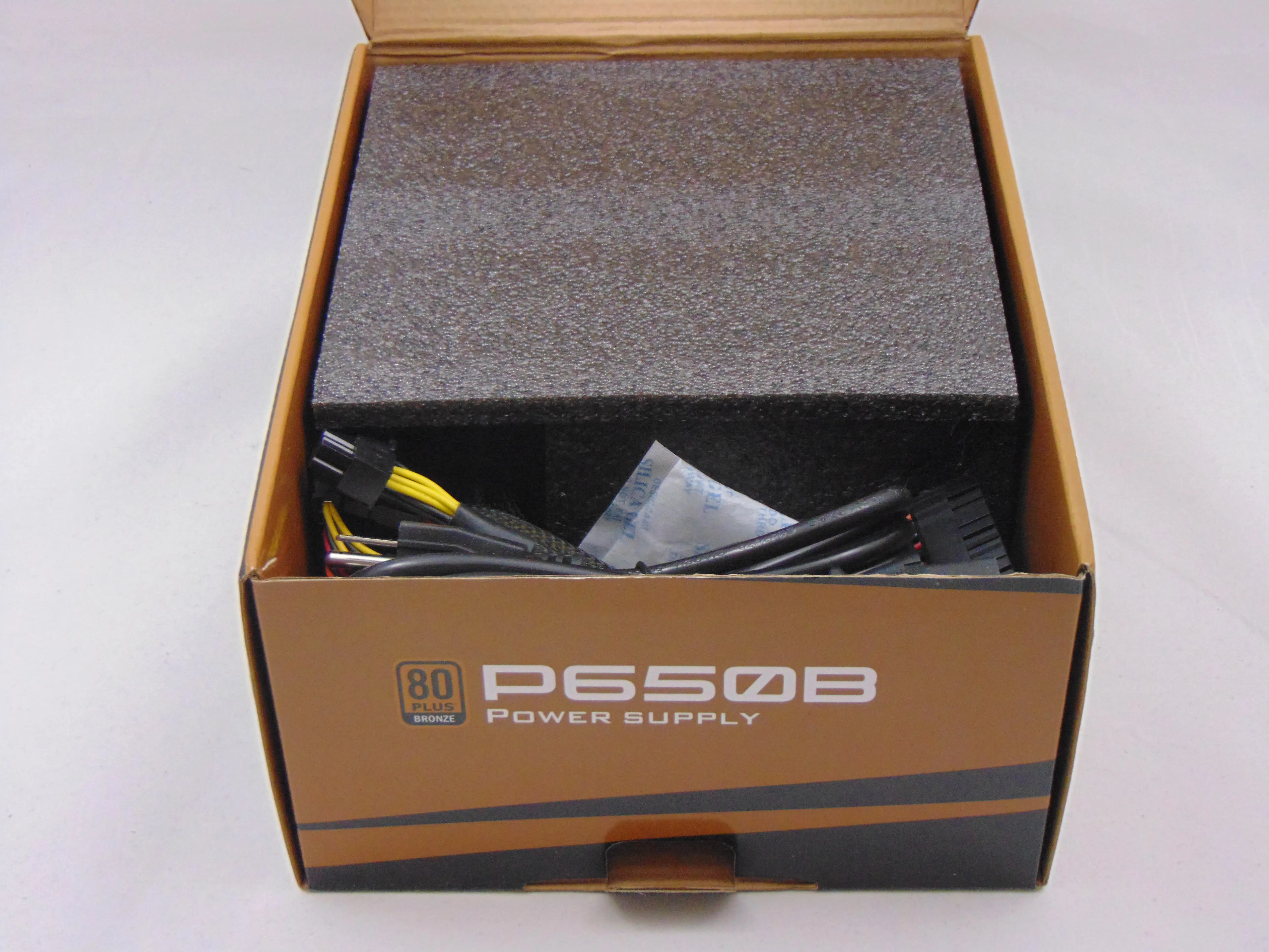 GIGABYTE P650B 650W Power Supply Review - Page 2 of 7