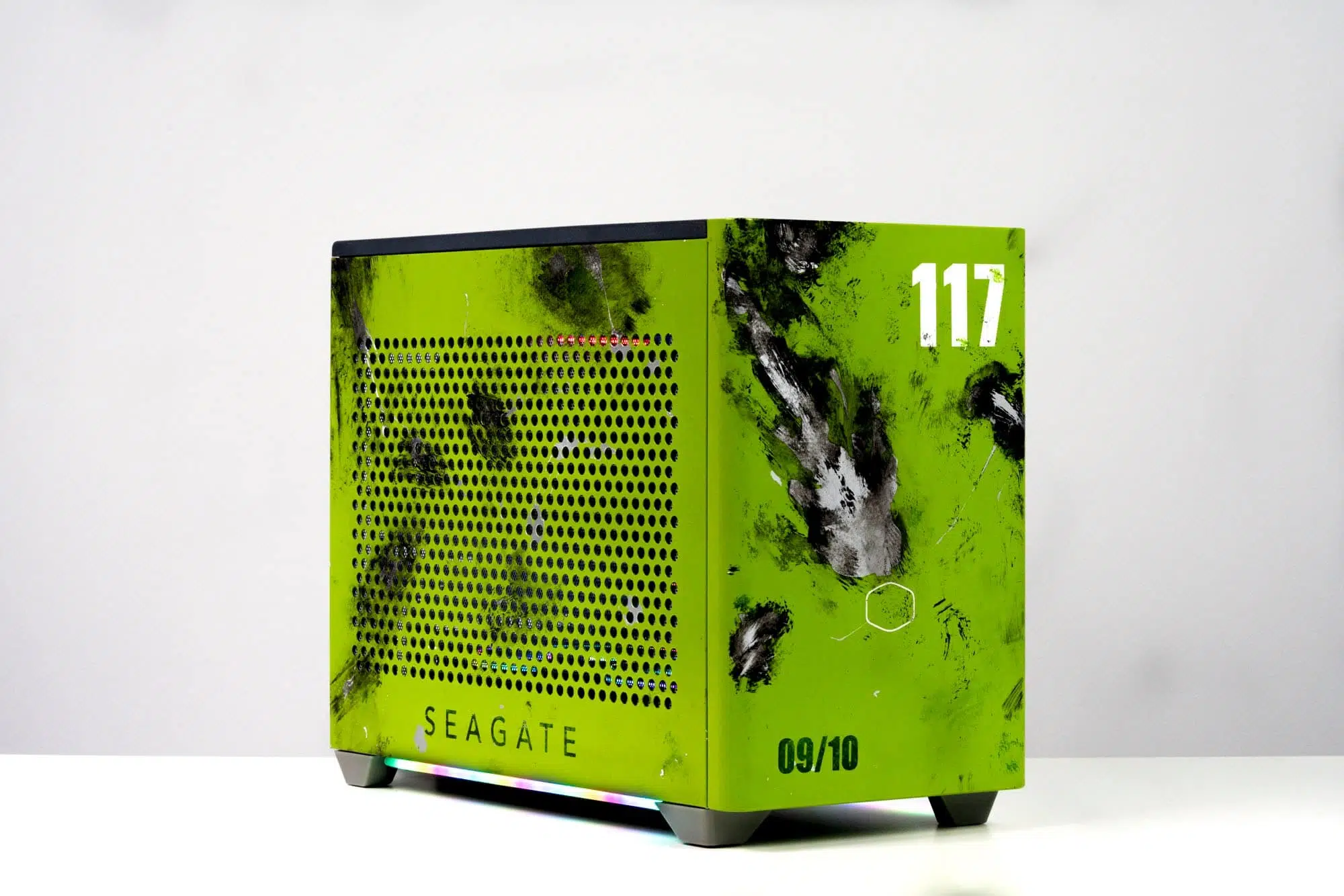 Seagate and Cooler Master Announce Contest for Halo Infinite PC Case