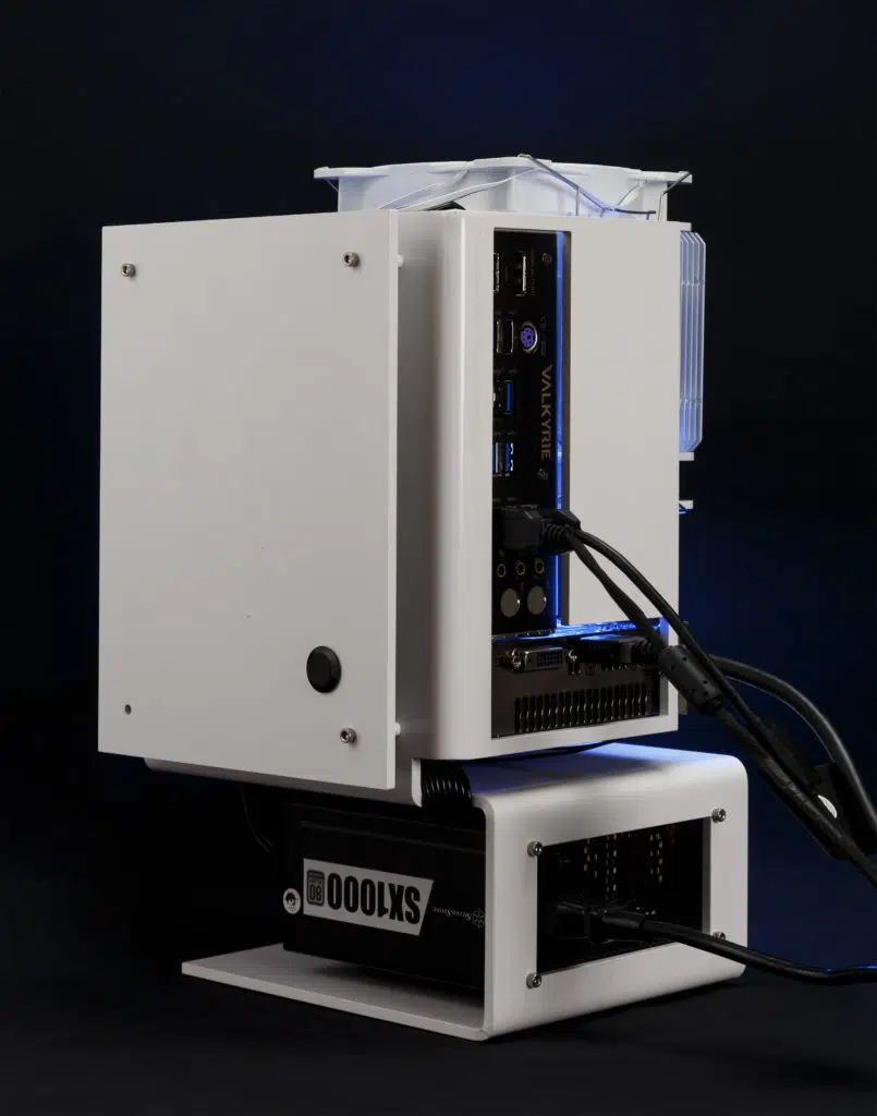 Yuel Beast Motif Monument ITX Case Review - Page 2 of 5