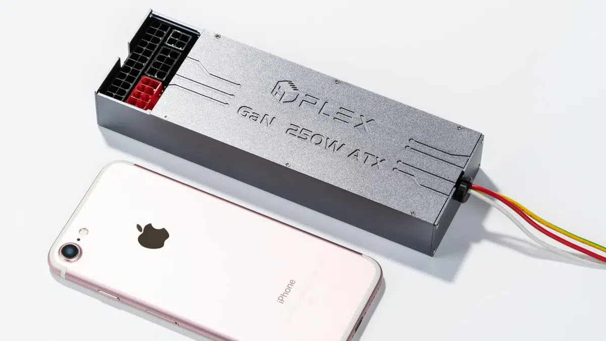 World's Smallest ATX PSU Is Barely Bigger than an iPhone