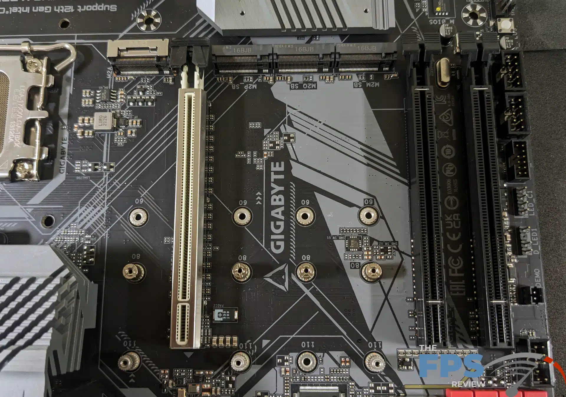 GIGABYTE Z690 GAMING X DDR4 Motherboard Review